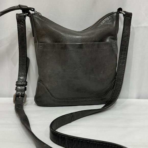 Frye | Bags | Frye Melissa Swing Pack Leather Crossbody Purse In Carbon ...